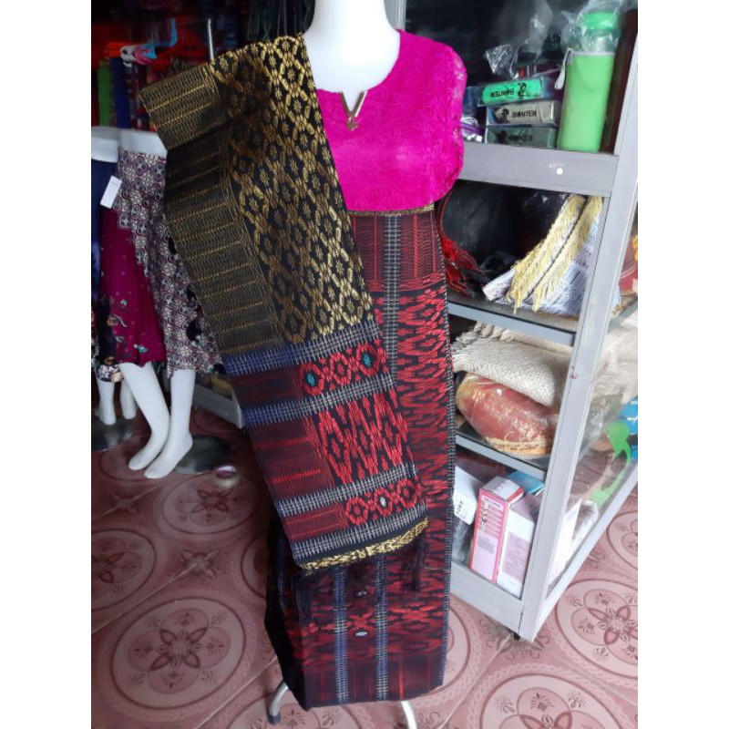Jual Songket Pengantin Batak Merah Gold Ulu Torus Tenun Tarutung Khas ...