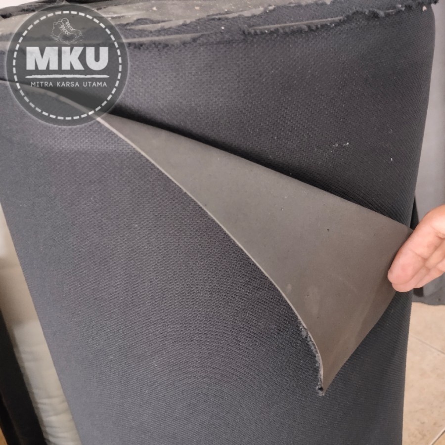 Jual Kain Bahan Spon Mes uk 115cm Tebal 1,5mm Hitam | Shopee Indonesia