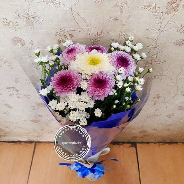 Jual BUKET WISUDA/BUNGA WISUDA/HAND BOUQUET/BUNGA KRISAN | Shopee Indonesia