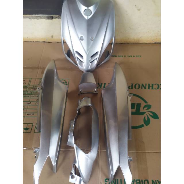 Jual Body halus mio sporty warna silver | Shopee Indonesia
