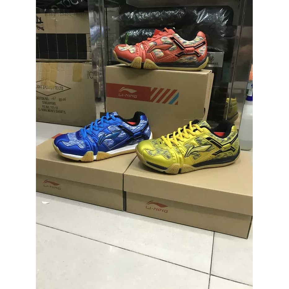 Jual sepatu badminton anak lining city biru / kuning / orange original ...