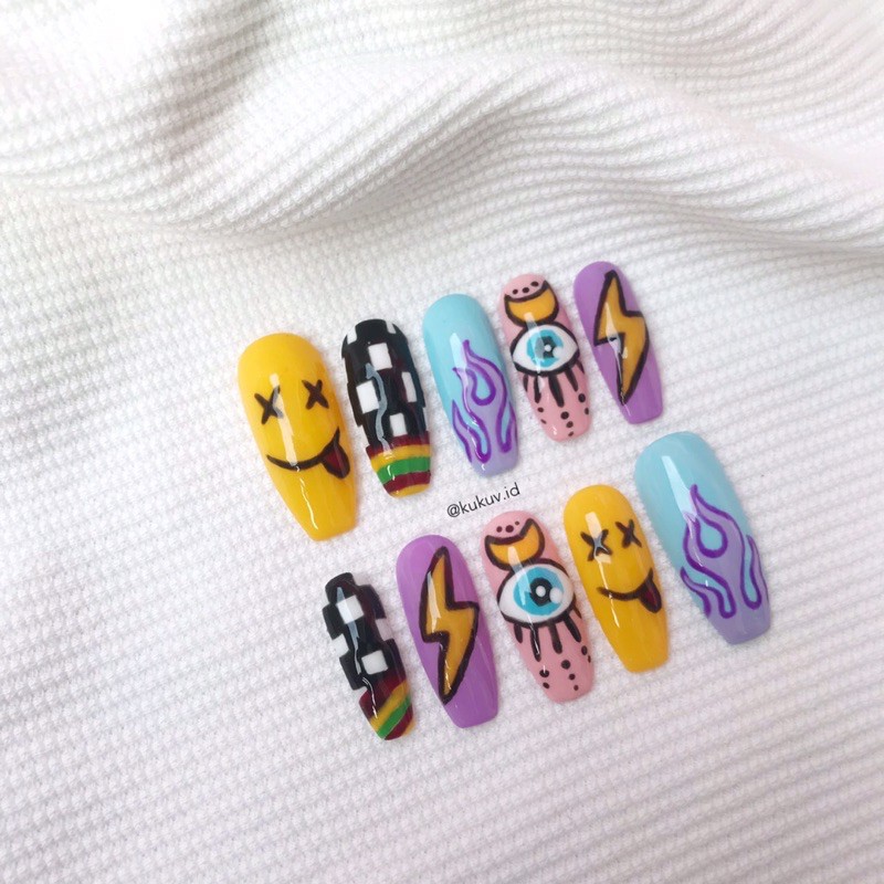 Jual custom fake nails (playful) | Shopee Indonesia