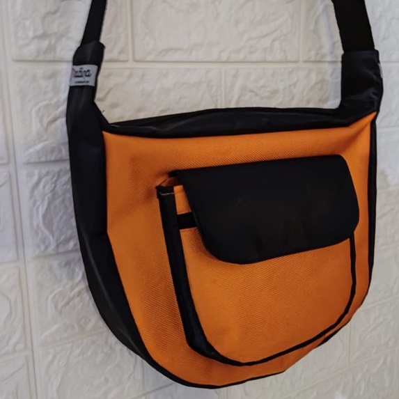 Jual Sling Bag Tas Selempang Simpel Minimalis Modern dan Stylish ...