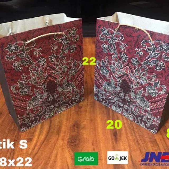 Jual PAPERBAG MOTIF BATIK UK 20X8X22CM / TAS KERTAS MOTIF BATIK ...
