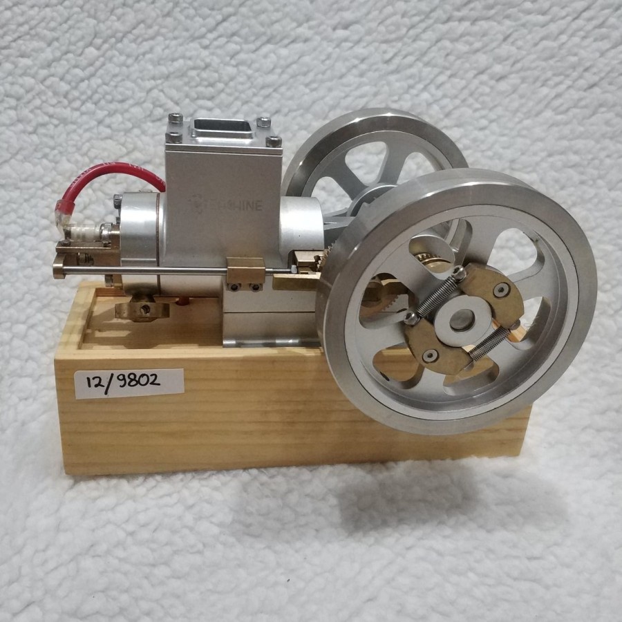 Jual HORIZONTAL ENGINE MODEL MINIATUR MESIN HIT AND MISS COMPLETE ...