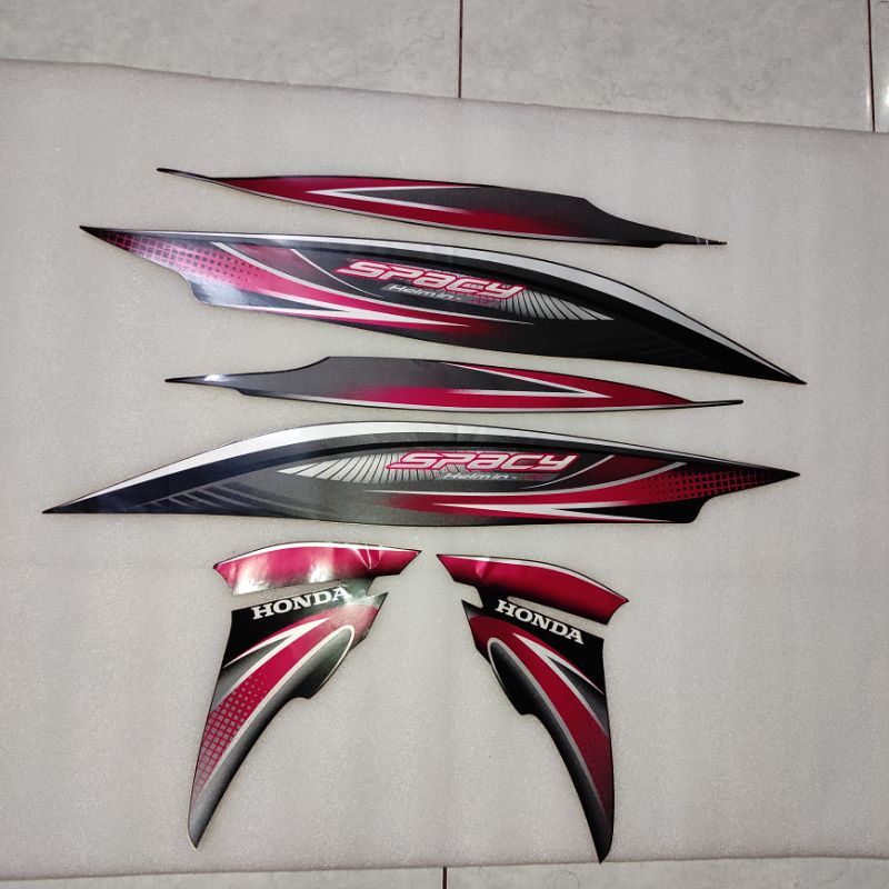 Jual stiker stripping striping decal graphic Honda Spacy Helm IN hitam ...