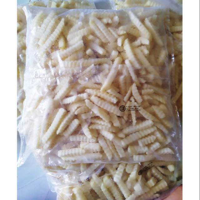 Jual Kentang Goreng Beku Crinkle Cut 1kg , 500g , 2,5kg / kentang goreng gerigi | Shopee Indonesia