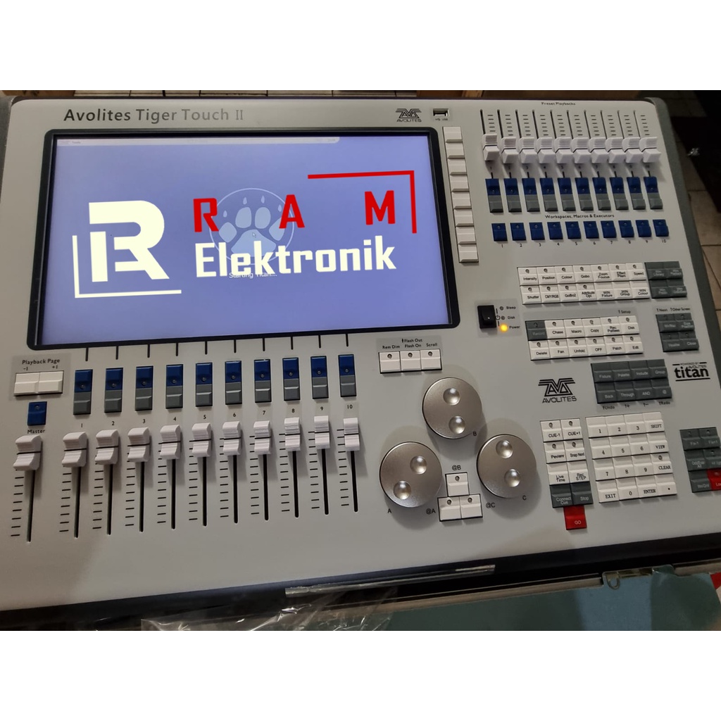 Jual MIXER LIGHTING CONTROLLER AVOLITES TIGER TOUCH II VERSI 11.1 / 11 ...