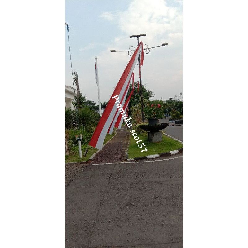Jual Umbul Umbul Layur Merah Putih 4m / Layur Merah Putih 4meter / Layur Merah Putih Satin ...