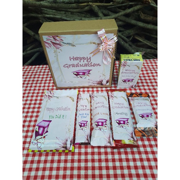 Jual Snack wisuda,Snack ulang tahun,pernak pernik wisuda | Shopee Indonesia