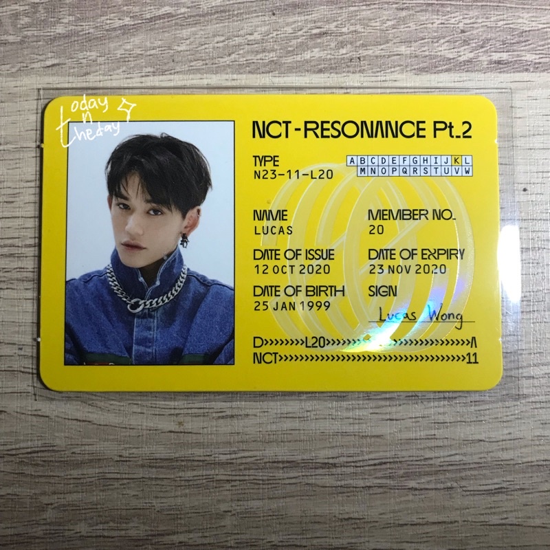 Jual ID Card Photocard Departure Lucas NCT 2020 Wayv | Shopee Indonesia