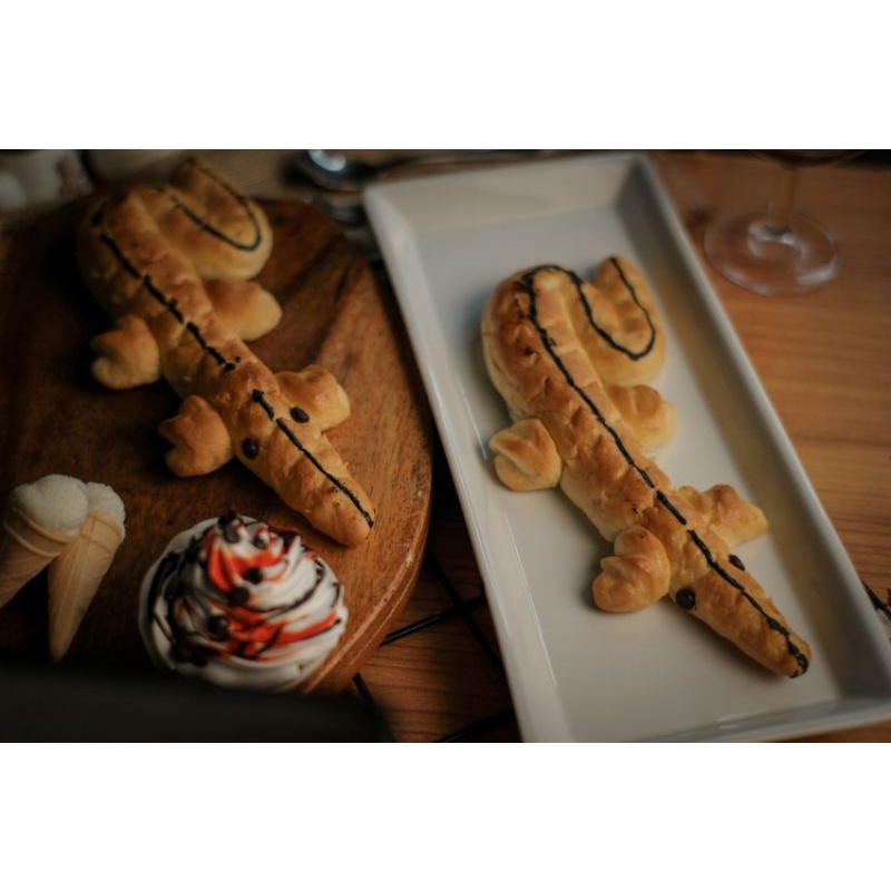 Jual Roti Buaya Unik Kesukaan Sarapan Ngemil Anak Isi Coklat Enak Sehat ...