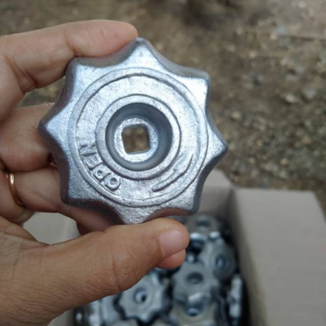 Jual Puteran oksigen/ handwheel/ handwil untuk kran tabung oksigen O2 ...