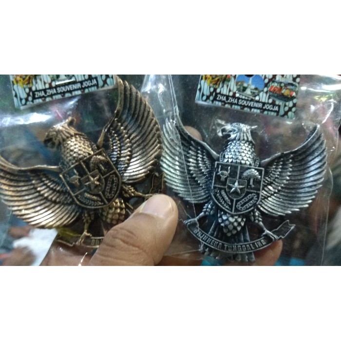 Jual MAGNET KULKAS FIBERGLASS BENTUK BURUNG GARUDA SOUVENIR MURAH ...