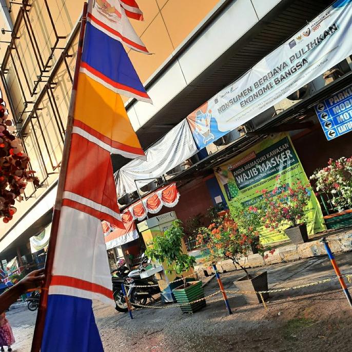 Jual /////] bendera merah putih umbul-umbul warna-warni ukuran 4 meter. | Shopee Indonesia