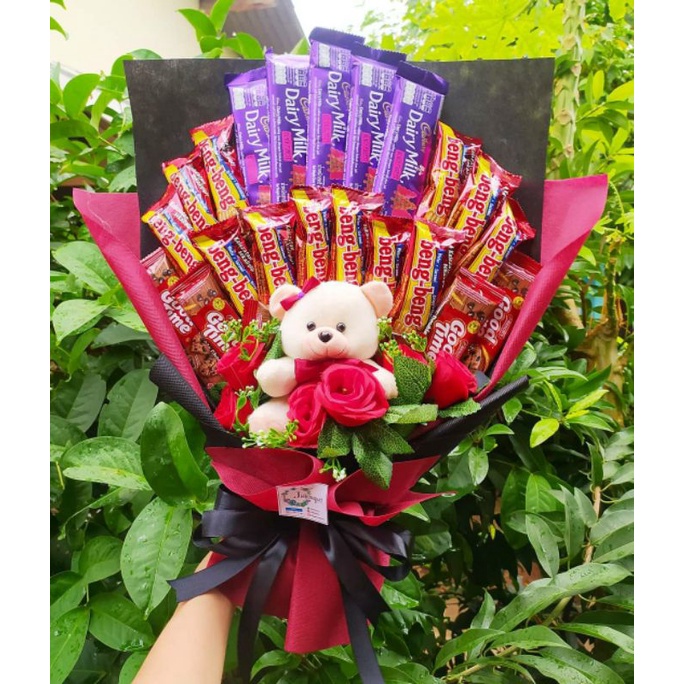 Jual (B) Buket valentine BIG PREMIUM DAIRY MILK BENGBENG BONEKA LUCU ...