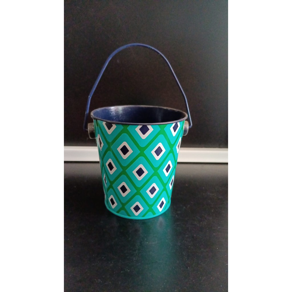 Jual Ember Mini Souvenir Berbahan Metal Kaleng dengan Ragam Warna yang ...