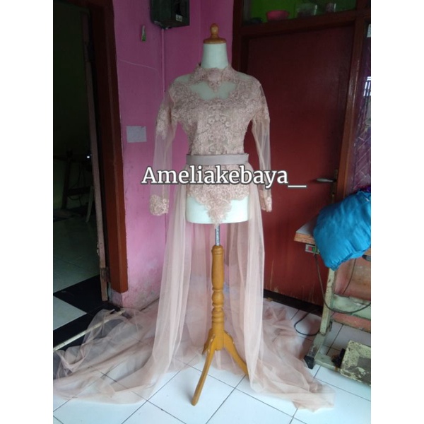 Jual Gaun Kebaya Pengantin/Gaun Ekor Modern Murah | Shopee Indonesia