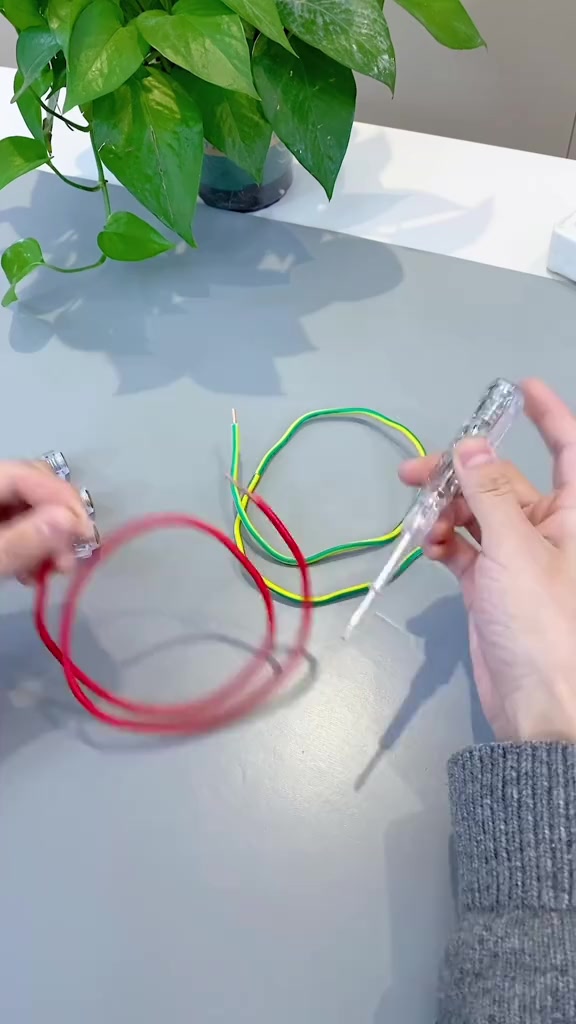 Jual ISKU Obeng Test Pencil Tester TesPen Obeng Tes with Indicator Dual ...