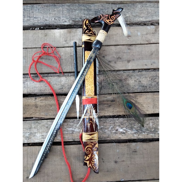 Jual mandau senjata pusaka khas suku adat dayak asli kalimantan tajam ...