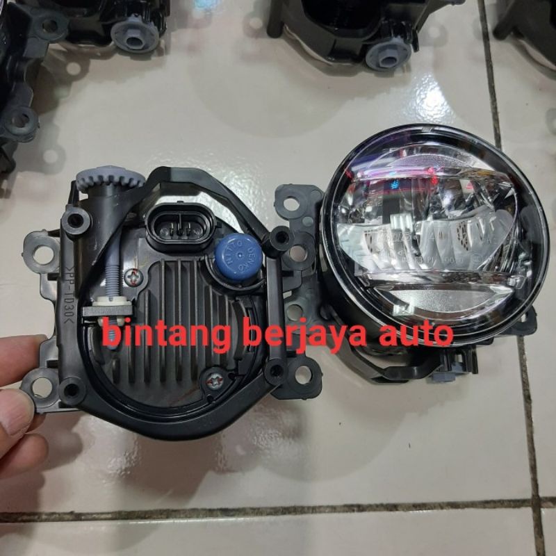 Jual FOGLAMP LED XPANDER CROSS ULTIMATE SPORT EXCEED GLX GLS | Shopee ...