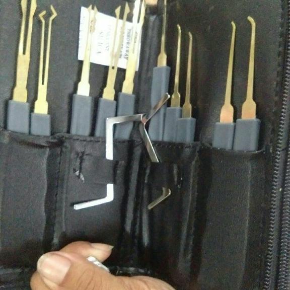 Jual Bagus Alat Pembuka Gembok Pintu Kunci 24 Set Locksmith Darurat ...