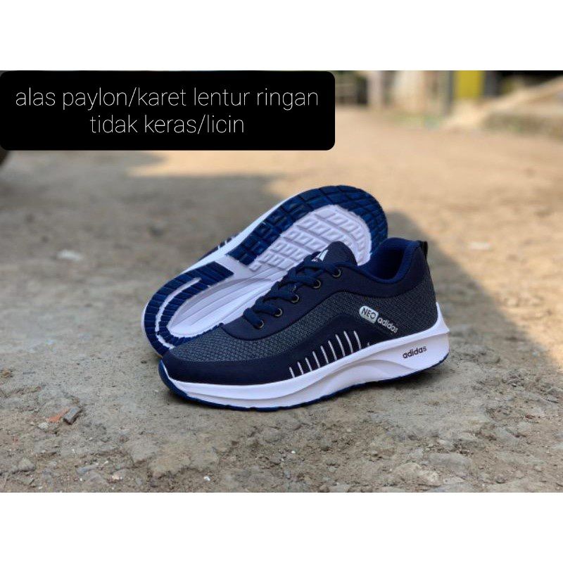Jual sepatu sneakers pria wanita olahraga-sepatu viral ID full embos ...