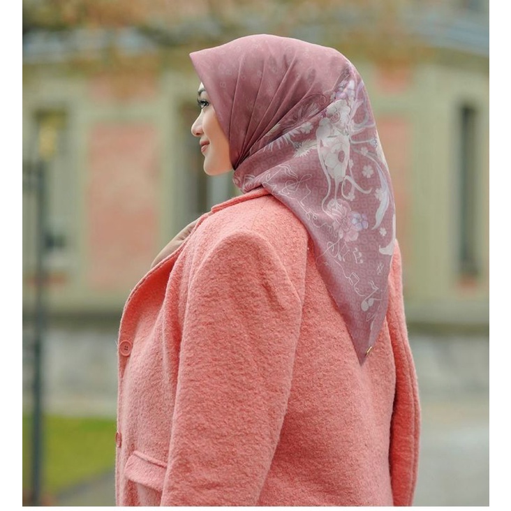 Jual Buttonscarves nada series (gis) | Shopee Indonesia