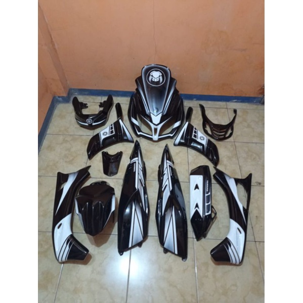 Jual PAKET FULL BODY ALL NEW DAN OLD YAMAHA LEXI/LEXY PREDATOR HITAM ...