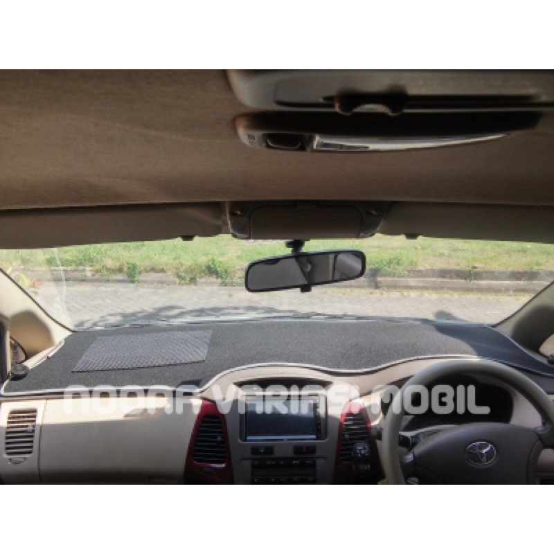 Jual alas karpet cover dashboard mobil khusus innova lama 2004-2015 ...
