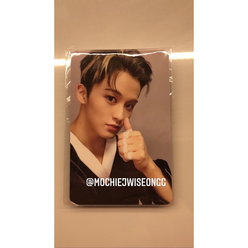 Jual PHOTOCARD MARK NEOZONE T VERSION (BACA DESKRIPSI) | Shopee Indonesia