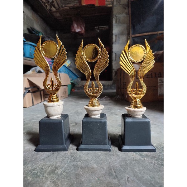 Jual Piala minimalis | Shopee Indonesia