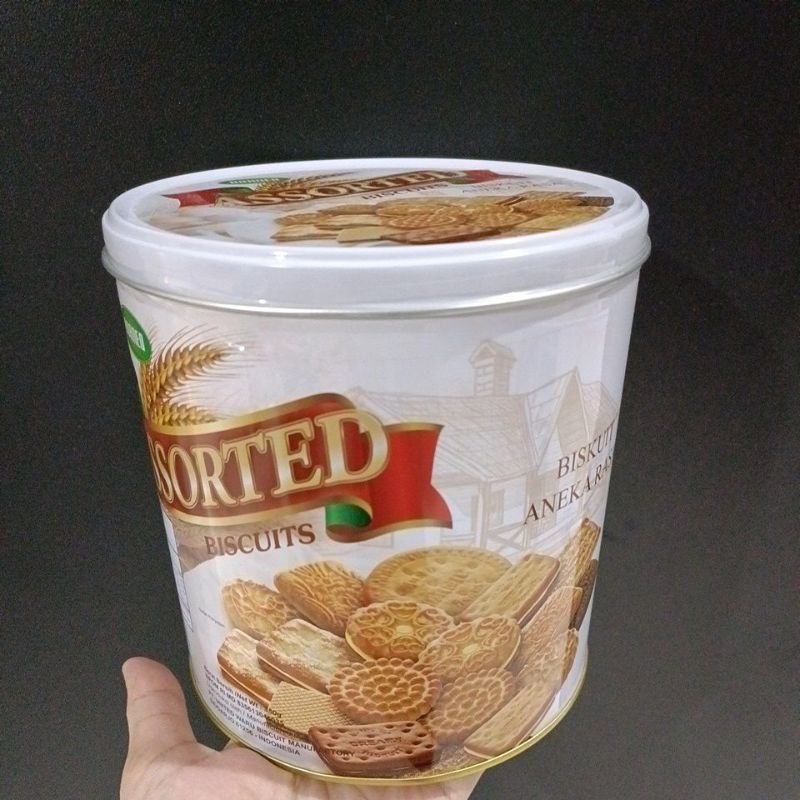 Jual biskuit aneka rasa Borneo / biskuit ubm/ biskuit kaleng/ Borneo ...