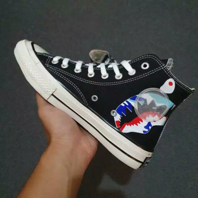 Jual SEPATU SNEAKERS 70S HIGH X BAPE BLACK WHITE SOL GLOSSY BNIB ...