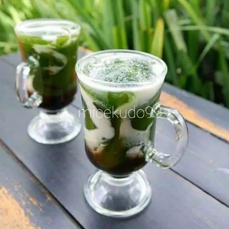 Jual DALUMAN SEGAR / CINCAU HIJAU FRESH GREEN GRASS JELLY | Shopee ...