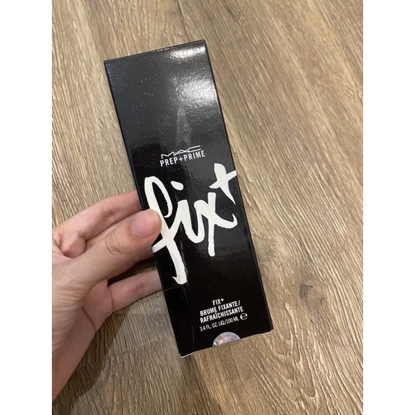 Jual sold mac fix plus setting spray - brand new in box (minus segel ...