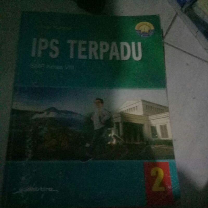 Jual Buku IPS terpadu 2-8 smp revisi | Shopee Indonesia