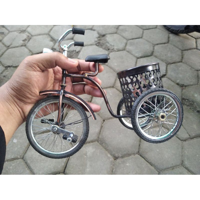 Jual Termurah miniatur mainan sepeda keranjang besi | Shopee Indonesia