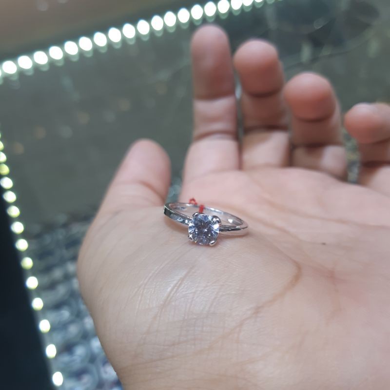 Jual cincin emas soliter mas putih | Shopee Indonesia