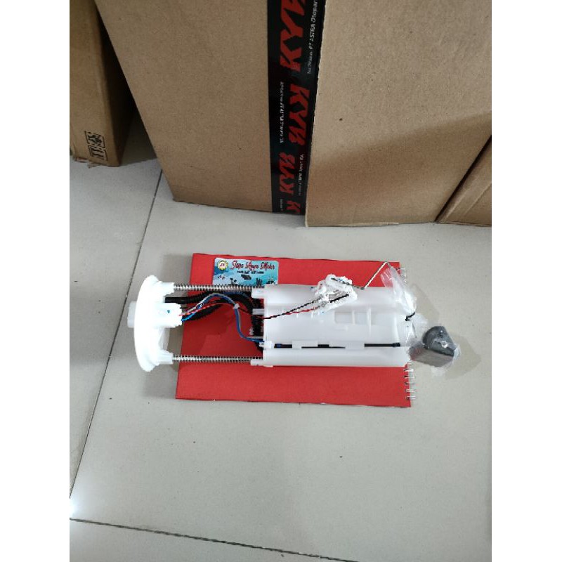 Jual Pompa minyak komplit fuel pump Assy Innova Inova bensin old ...