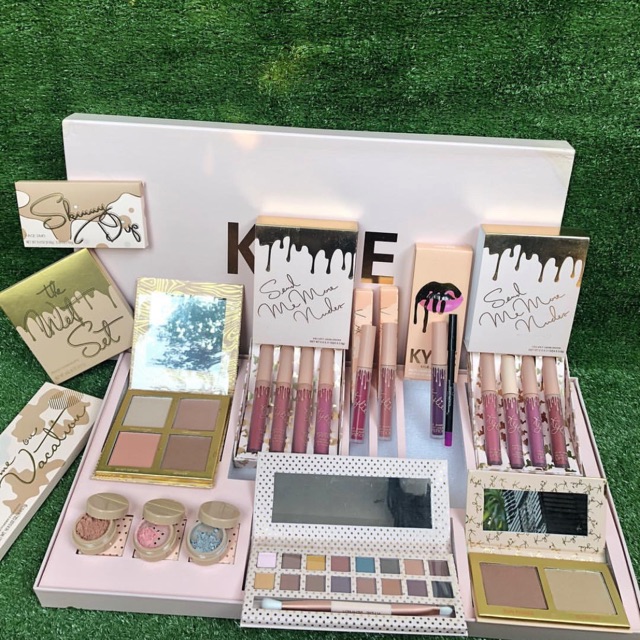 Jual KYLIE JENNER MAKEUP SET | Shopee Indonesia