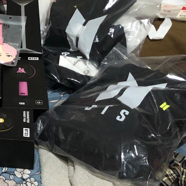 Jual Hoodie mic drop (book) | Shopee Indonesia