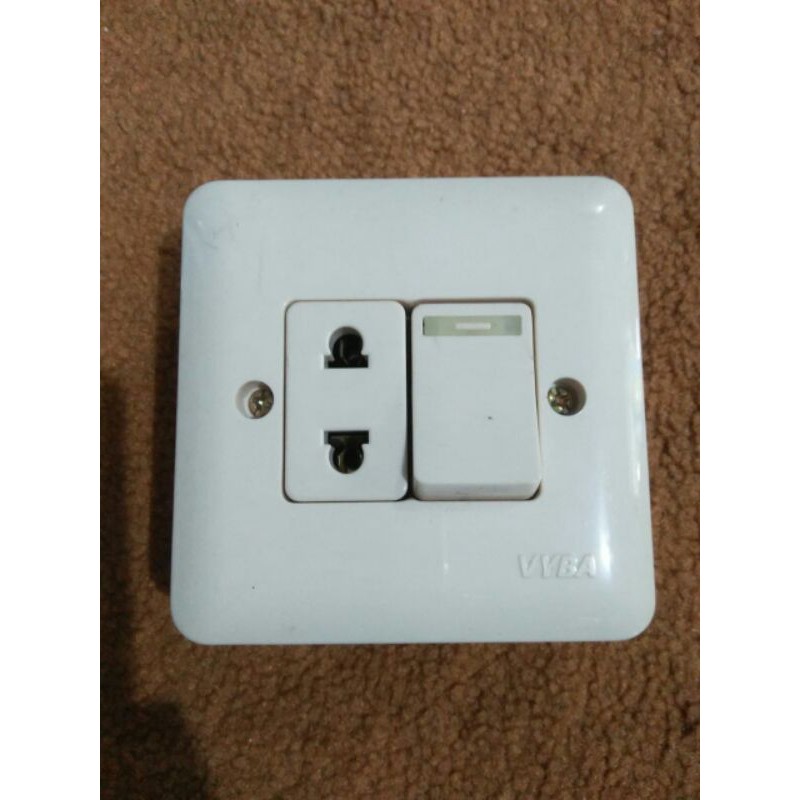 Jual Saklar sakelar inbow kombinasi stop kontak datar merk VYBA ...
