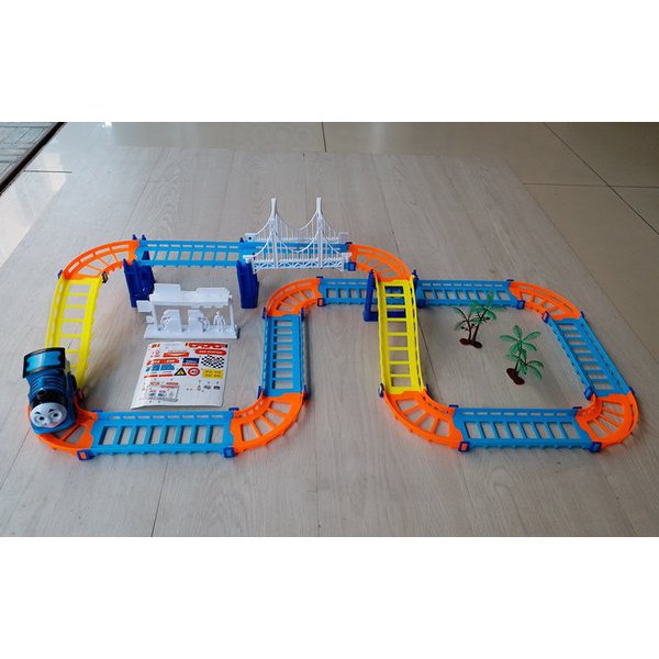 Jual MAINAN KERETA THOMAS BESAR TRACK THOMAS TRAIN 79PCS | Shopee Indonesia