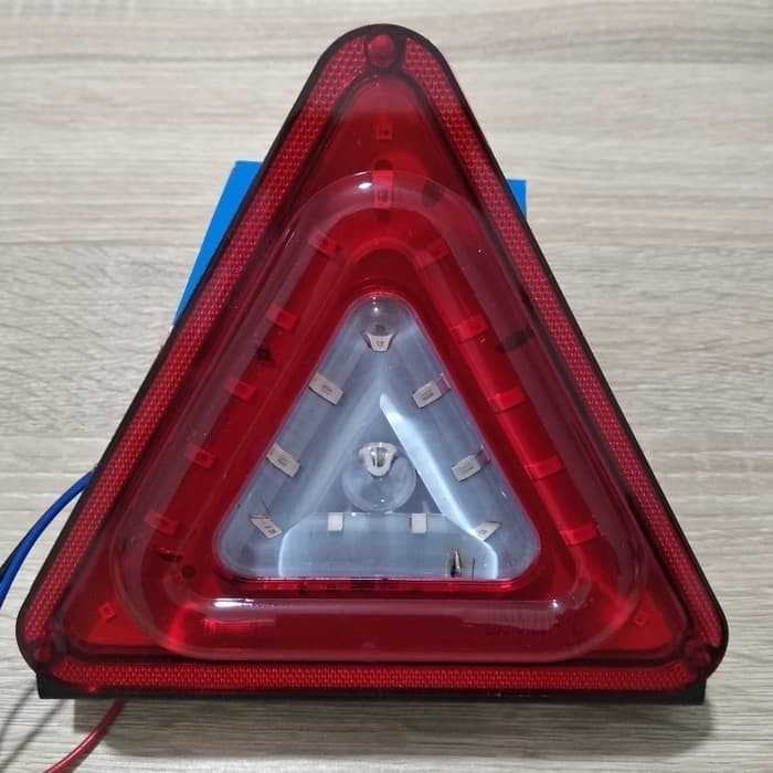 Jual Lampu Segi Tiga /Lampu LED Truk Variasi 24V | Shopee Indonesia