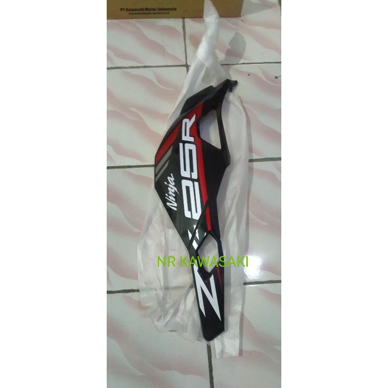 Jual FAIRING SAYAP SEBELAH KANAN ZX25R ORIGINAL | Shopee Indonesia