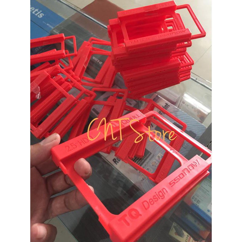 Jual Bracket SSD / HDD 2,5" to 3,5" untuk dipasang di PC | Shopee Indonesia