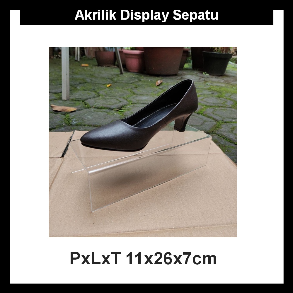 Jual Akrilik Display Sepatu PxLxT 11x26x7cm | Shopee Indonesia