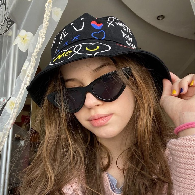 Jual Aliyyu - Kacamata Cat eye Triangle Segitiga wanita Sunglasses - kacamata Murah | Shopee ...