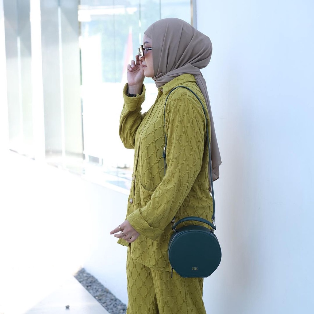 Jual HELSY SET IN MITE | AEHARA | Shopee Indonesia